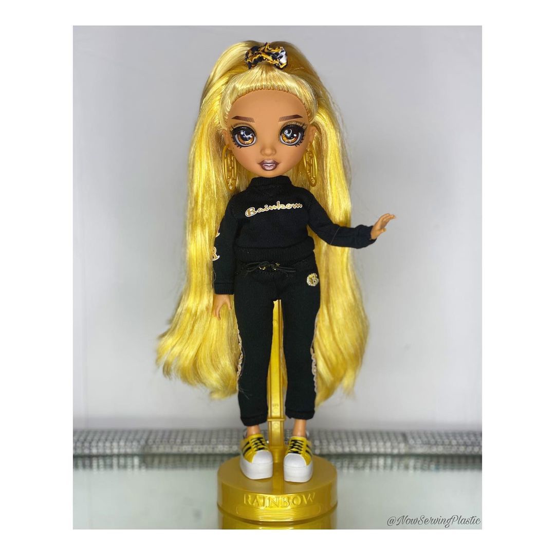 Rainbow High Slumber Party dolls: Marisa Golding, Brianna Dulce, Robin ...