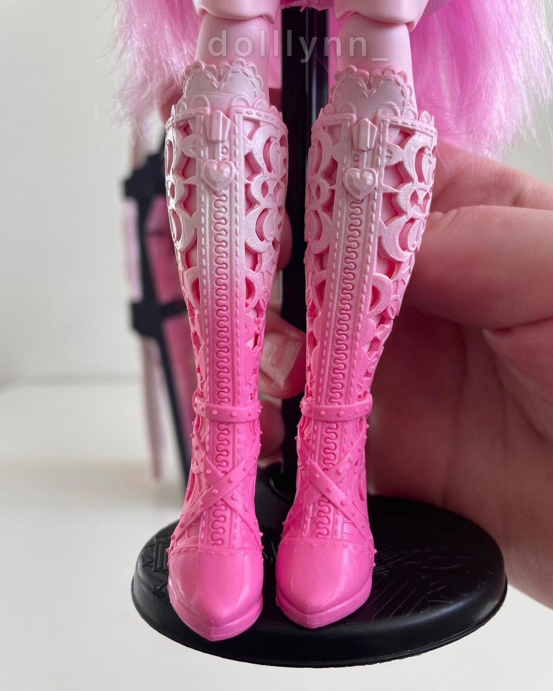 Monster High Skulltimate Secrets series 2 Fearidescent 2023 dolls ...