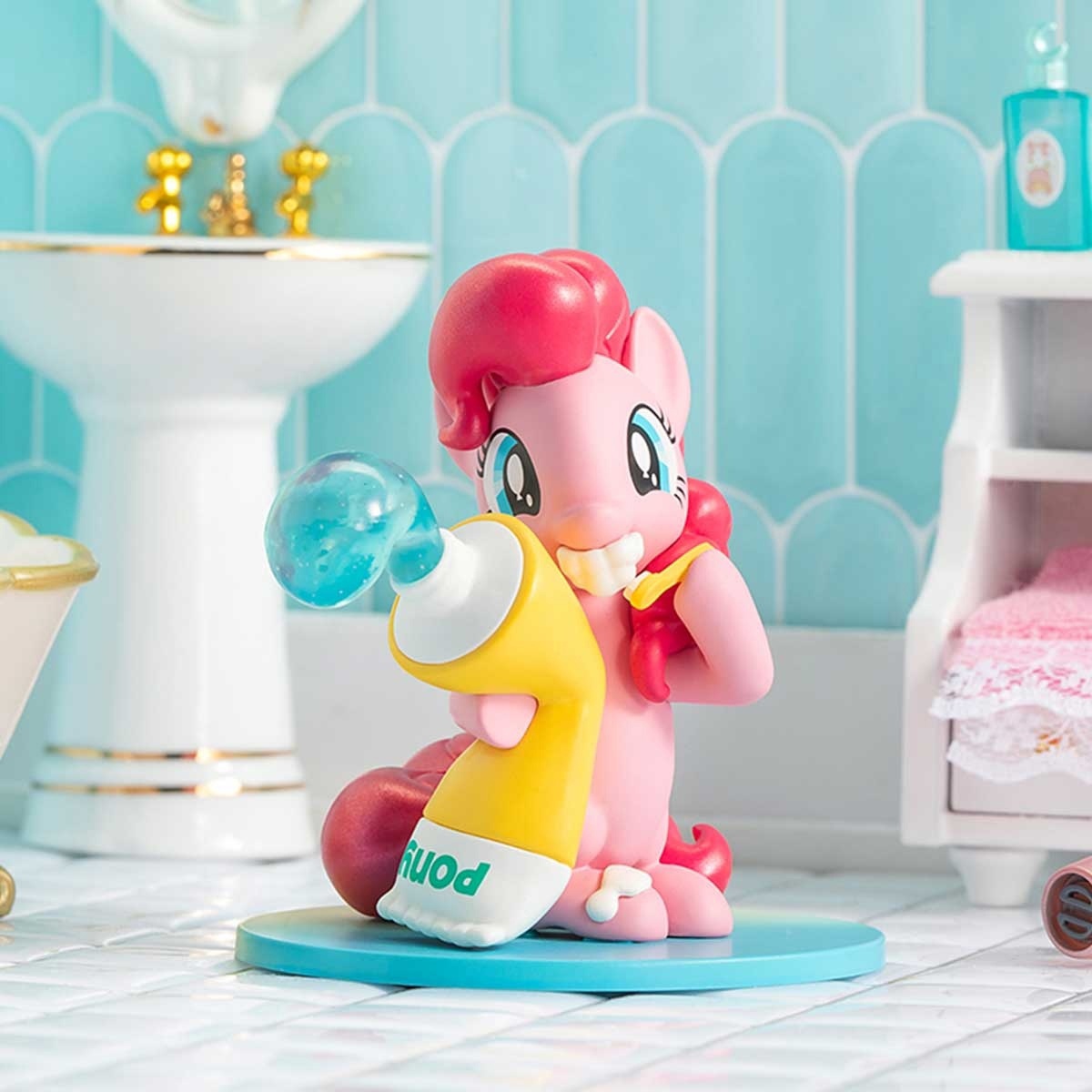 My Little Pony Pretty Me Up series figures from Pop Mart - YouLoveIt.com