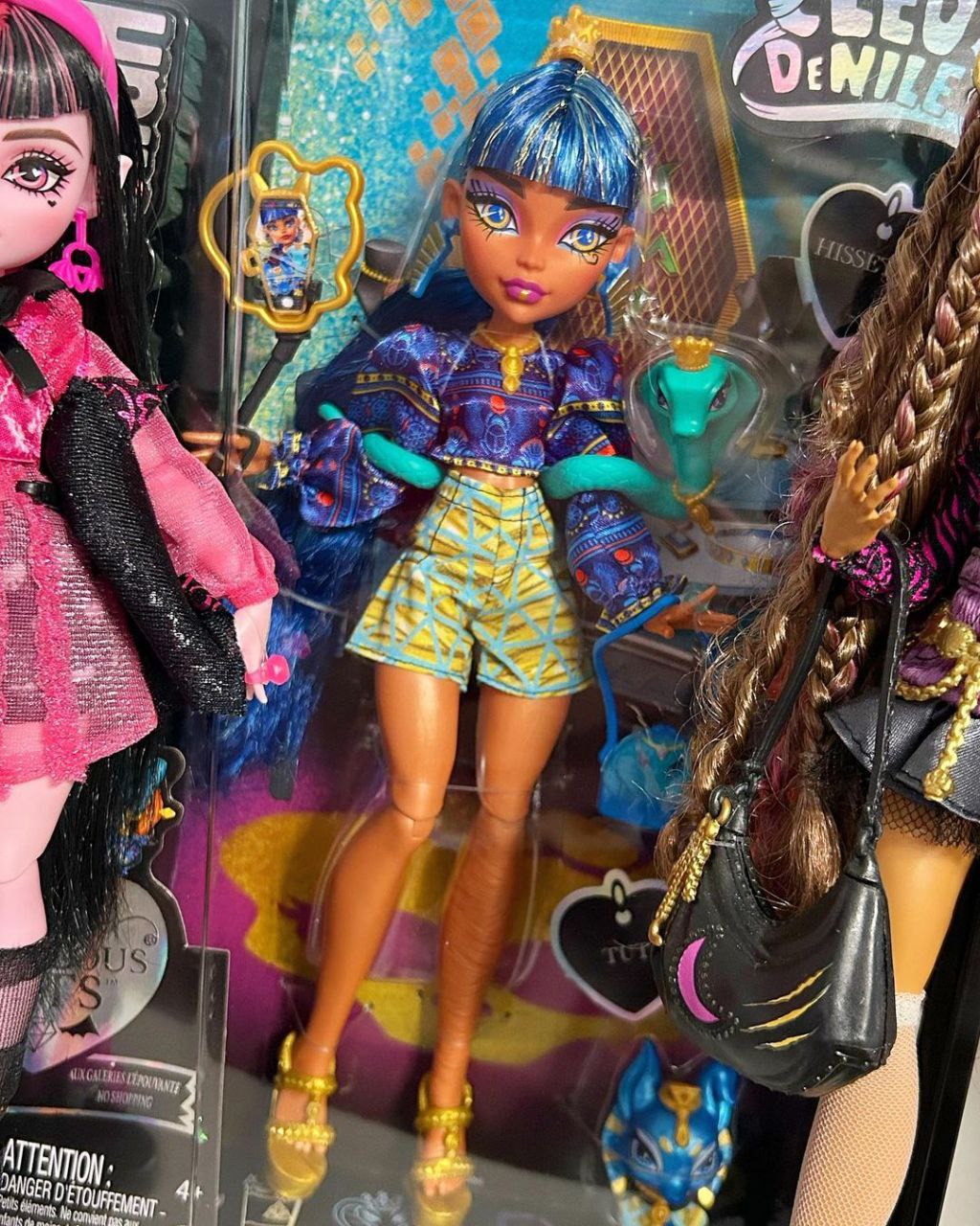 Monster High Faboolous Pets Beasties at the Maul and Cleo dolls ...