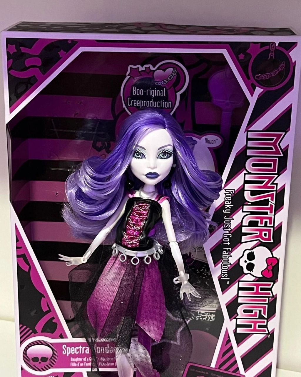 Monster High Spectra Creeproduction doll - YouLoveIt.com