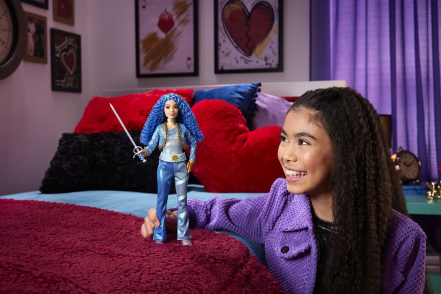 Disney Descendants The Rise of Red dolls - YouLoveIt.com