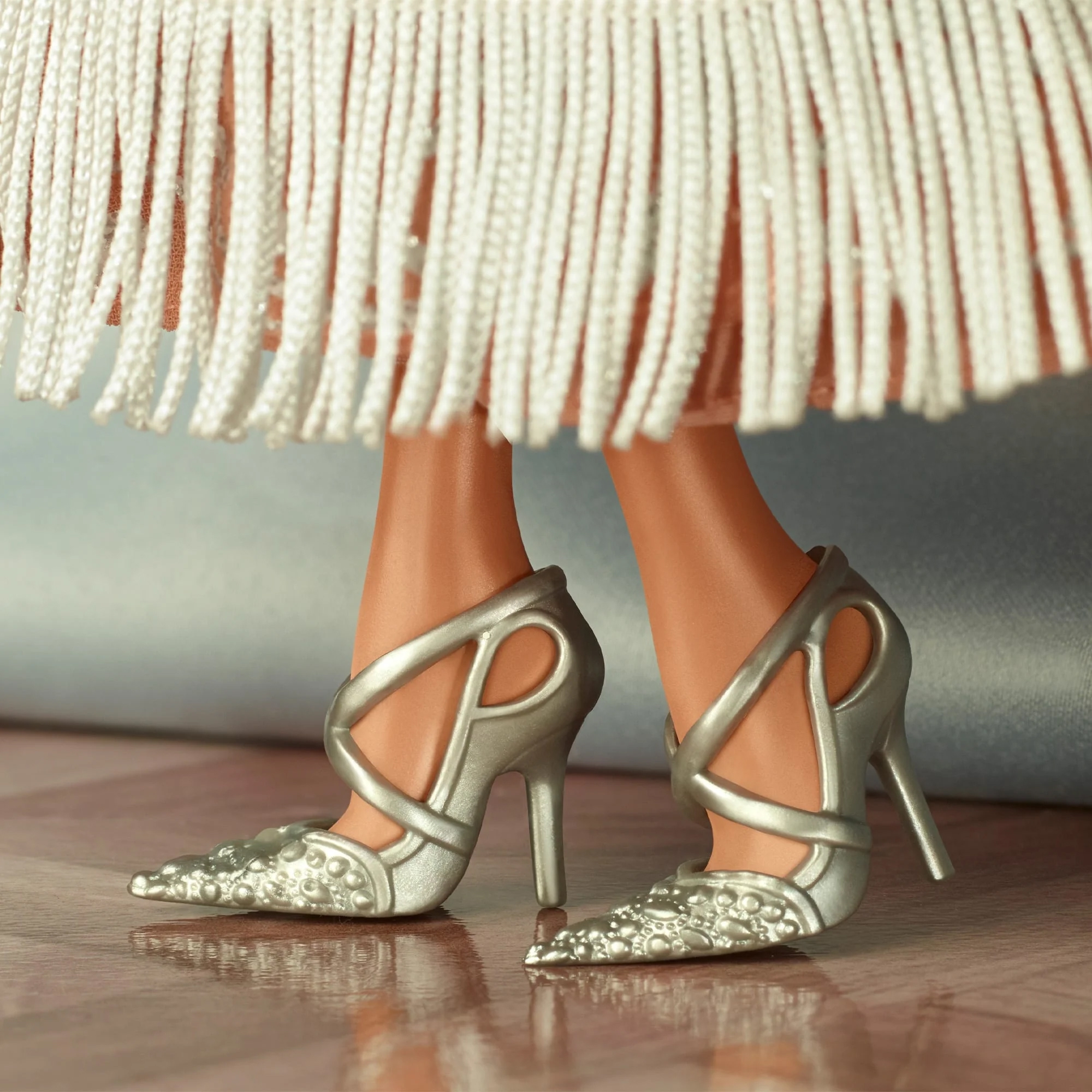 Barbie Signature Tribute to Fashion Doll 2 - YouLoveIt.com