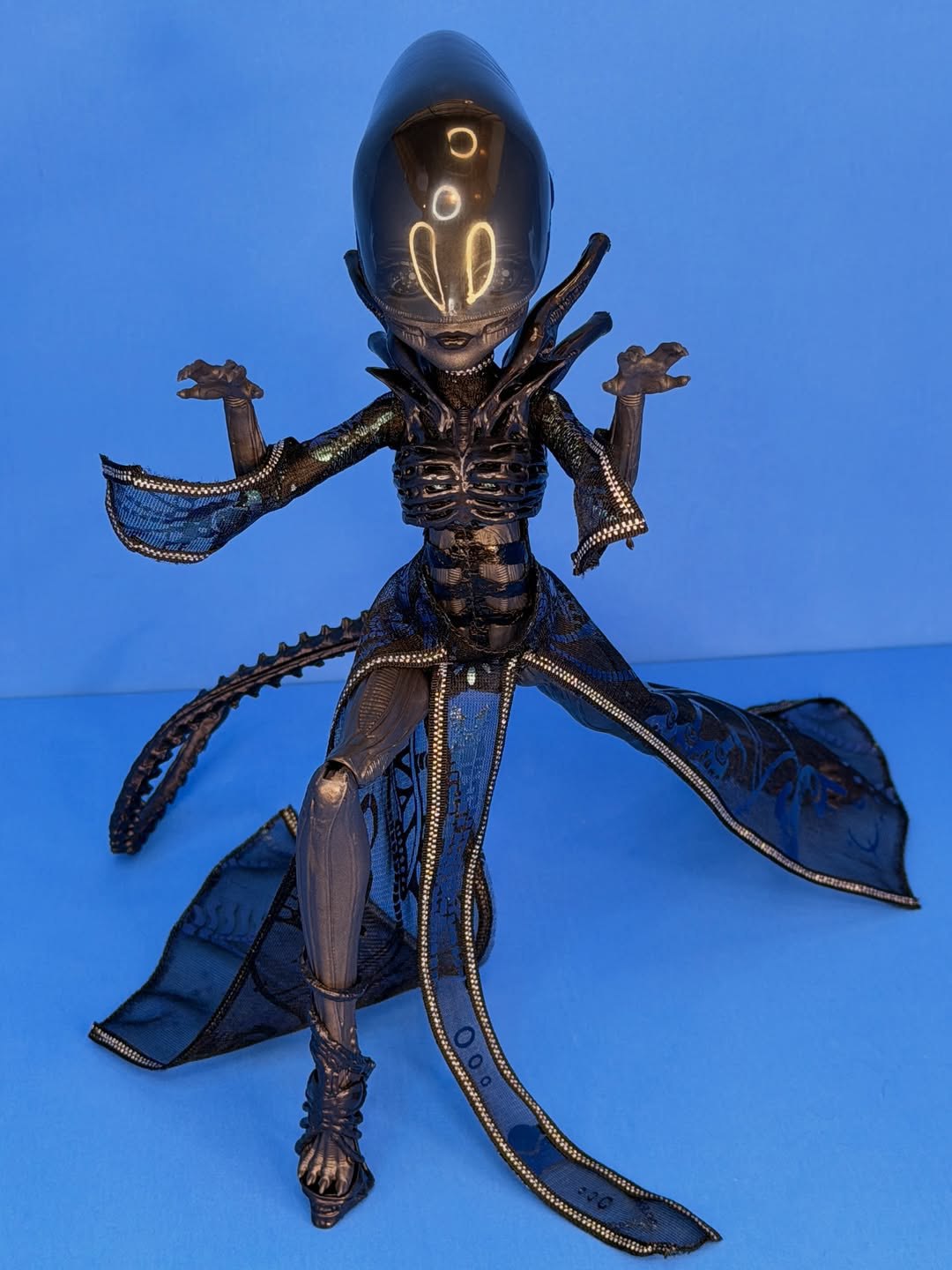 Monster High x Alien Skullector Xenomorph doll - YouLoveIt.com